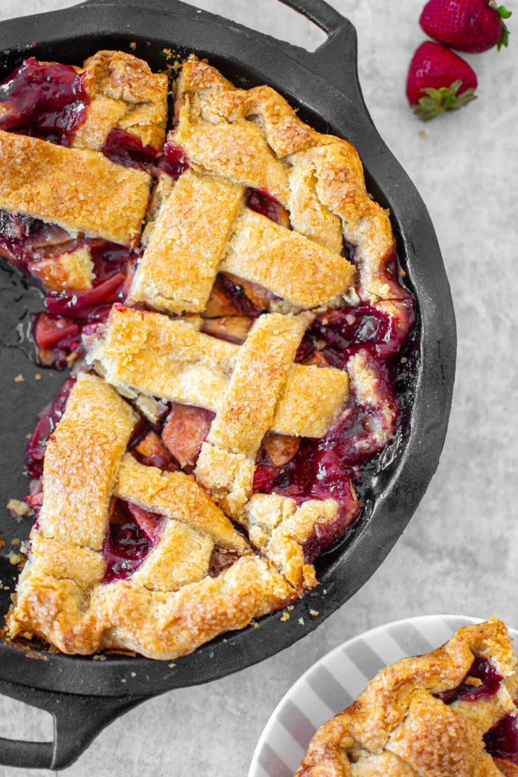Apple Berry Pie | Mimi's Organic Eats