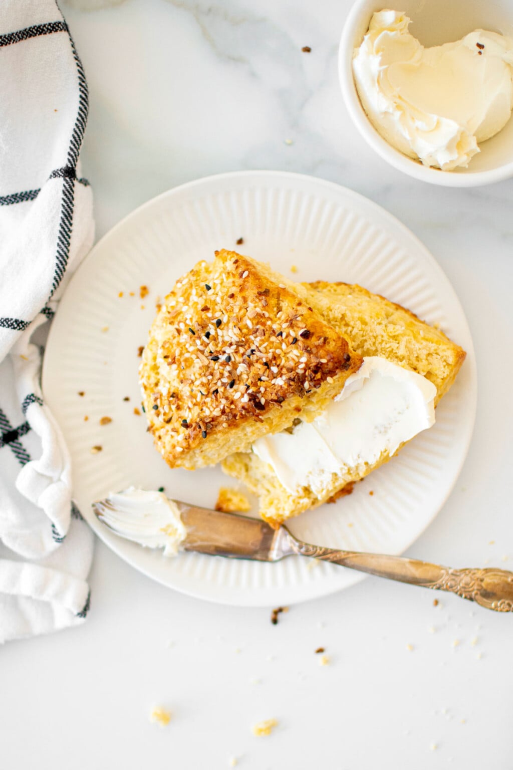 Everything Bagel Scones With Bone Broth | Mimi's Organic Eats