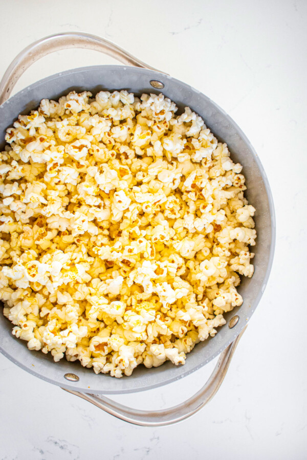 Pink Himalayan Sea Salt Popcorn | Mimi's Organic Eats