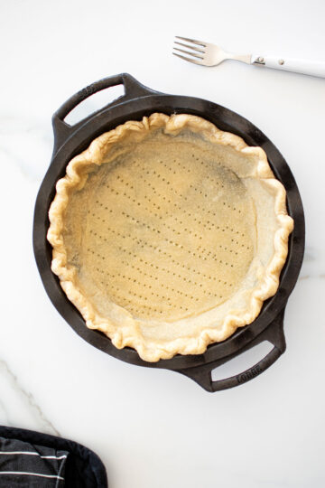 How to Parbake a Pie Crust | Mimi's Organic Eats