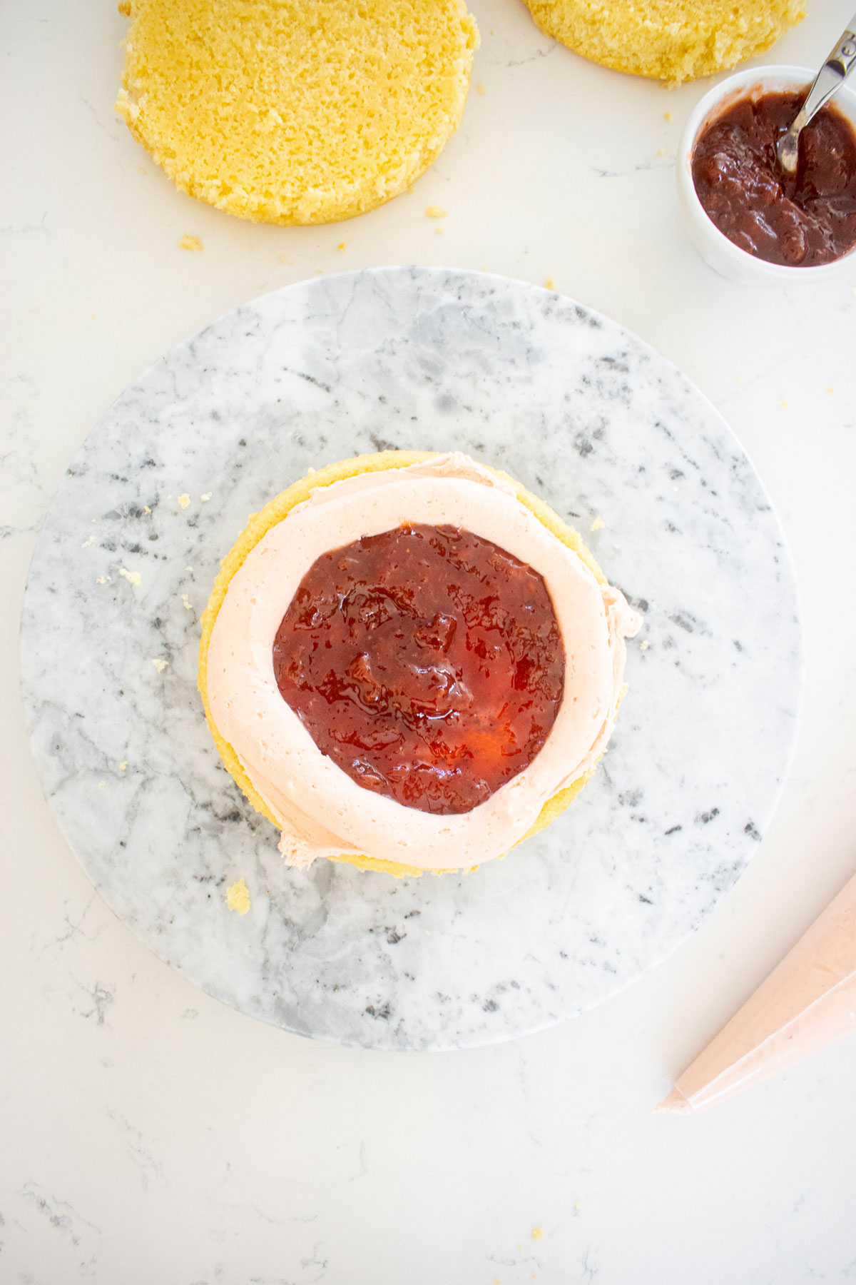 How to Stack a Layer Cake with Filling | Mimi's Organic Eats