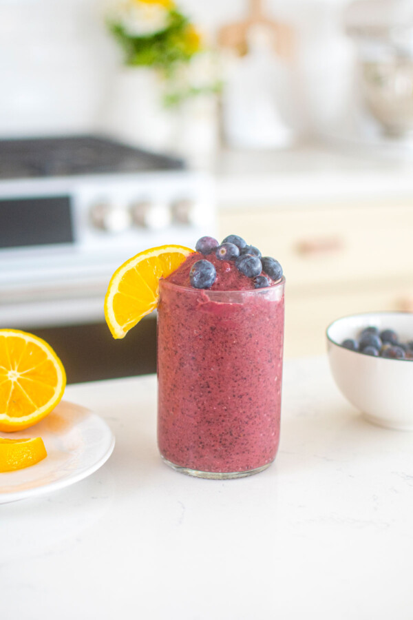 Lemon Blueberry Smoothie | Mimi's Organic Eats