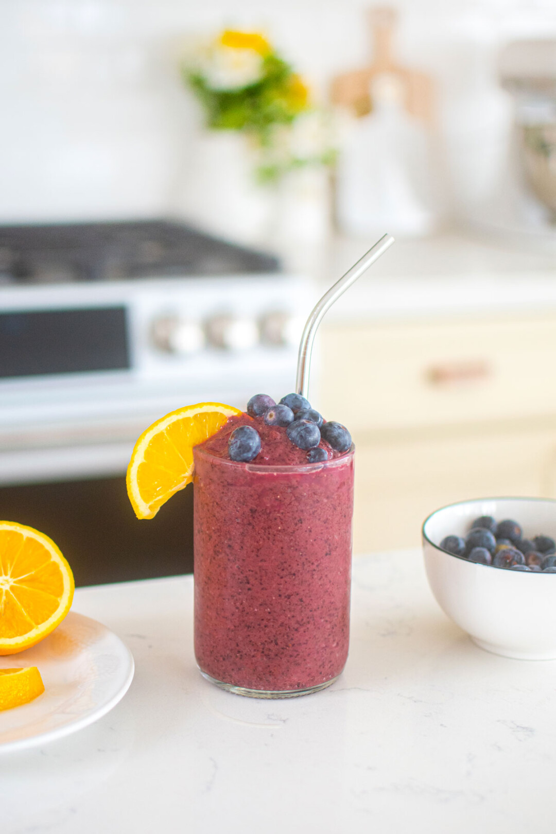 Lemon Blueberry Smoothie | Mimi's Organic Eats